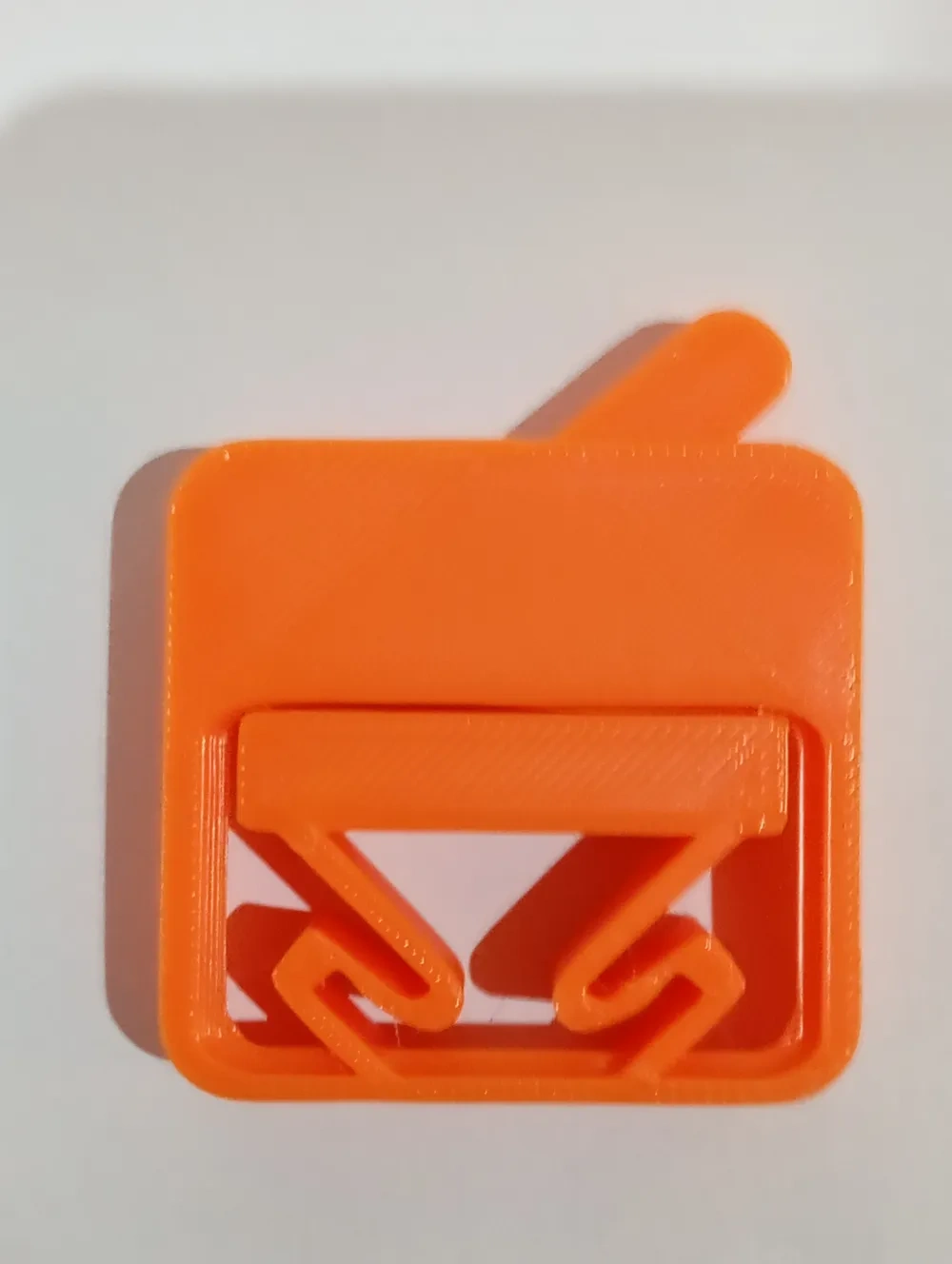 解压开关——一体打印 来自 Patrick Prints MakerWorld：免费下载 3D 模型