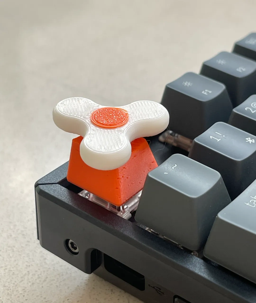 Fidget Key - All plastic Keycap Fidget Spinner 来自 MaxM - MakerWorld