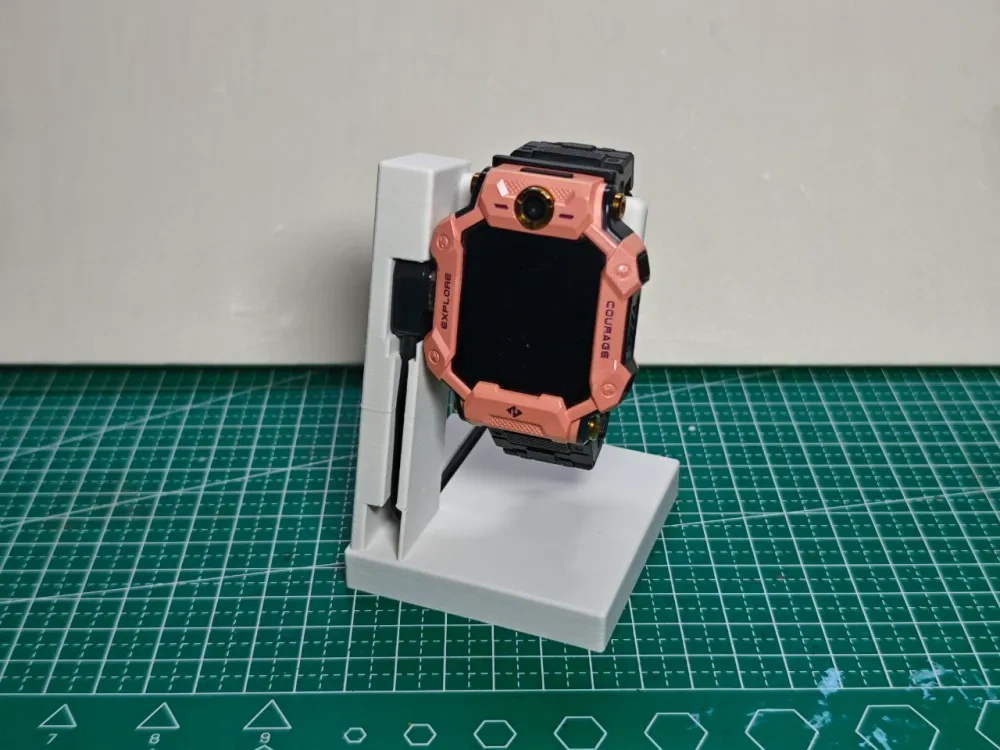 小天才Z7电话手表充电支架 来自 ohdarling MakerWorld：免费下载 3D 模型