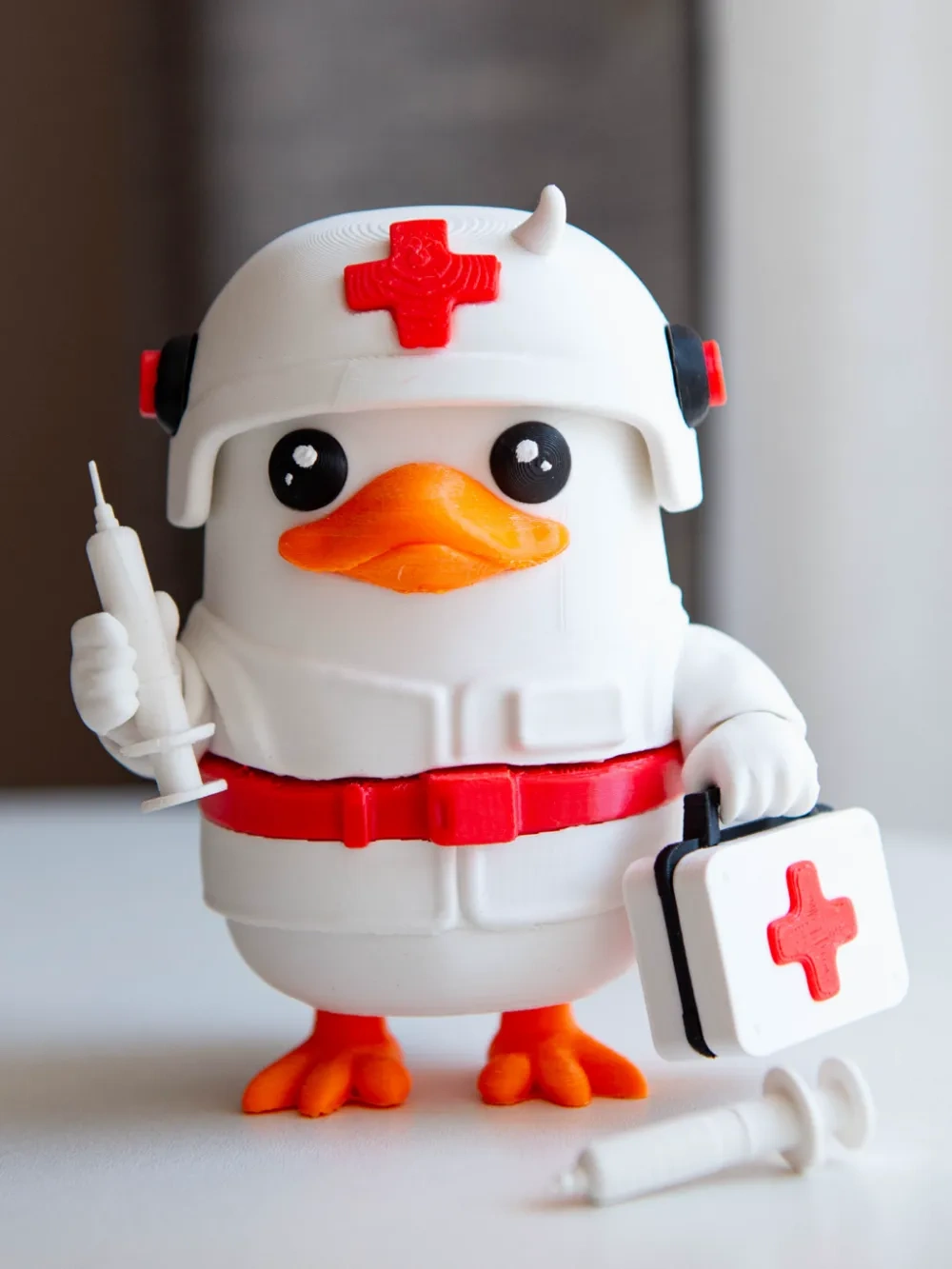 医疗兵 · Medic Duck - 免费 3D 打印模型 - MakerWorld