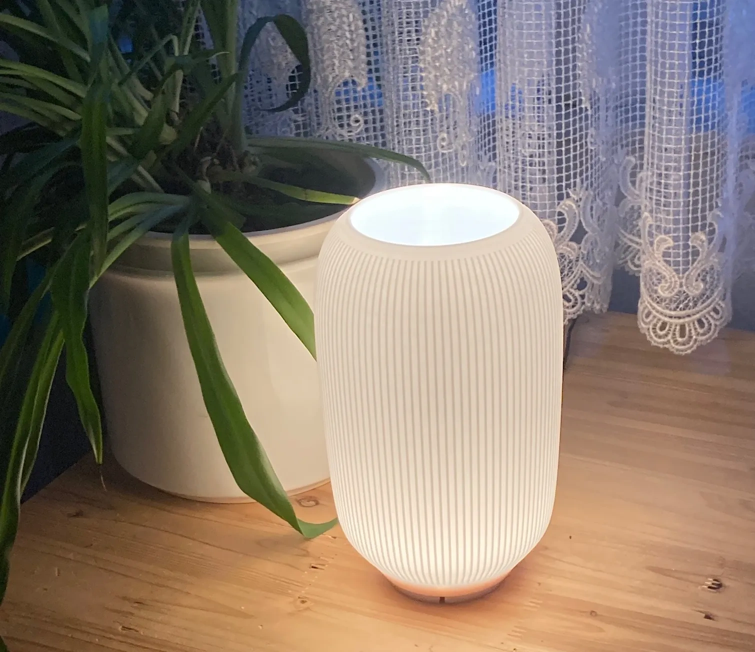 Tall Ribbed shade for Bambu Lamp Kit 001 来自 gary.sinkowitz - MakerWorld