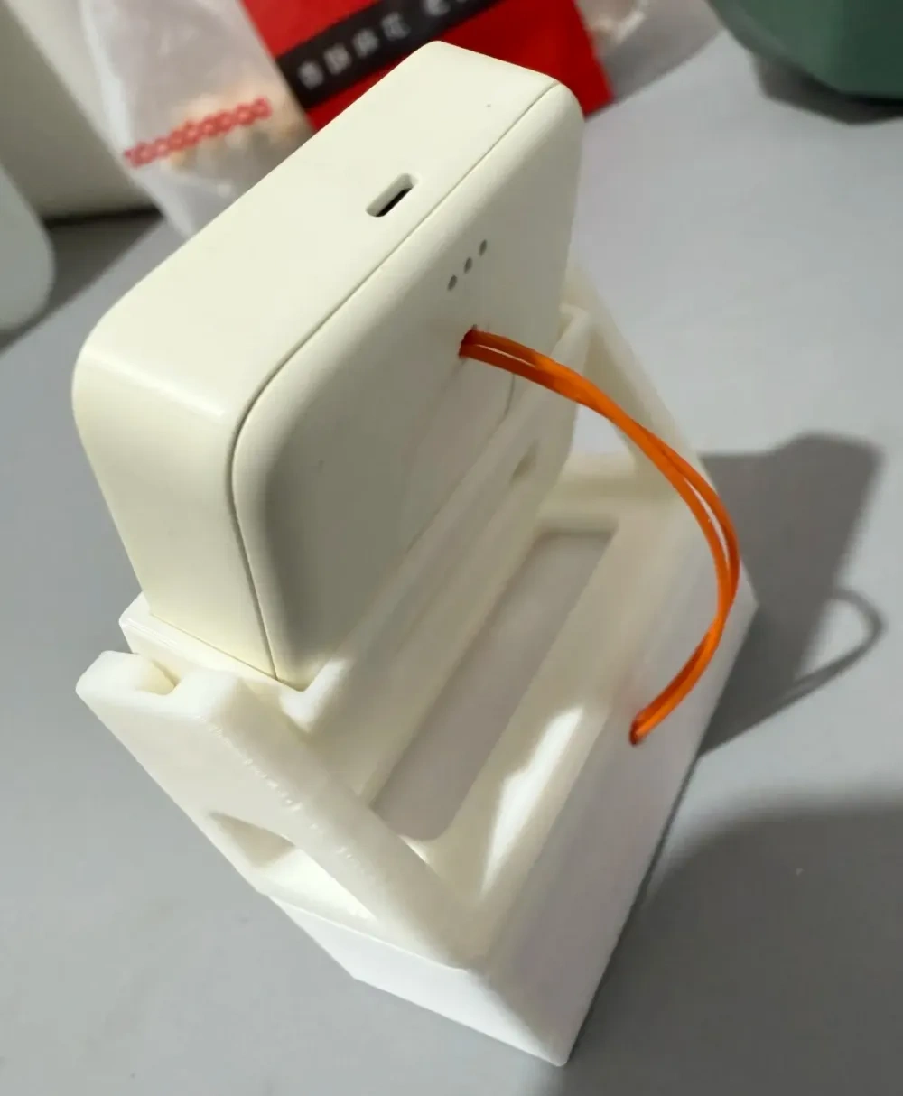 2032纽扣电池，假电池，小米温湿度计2电池改造 来自 hellow MakerWorld：免费下载 3D 模型