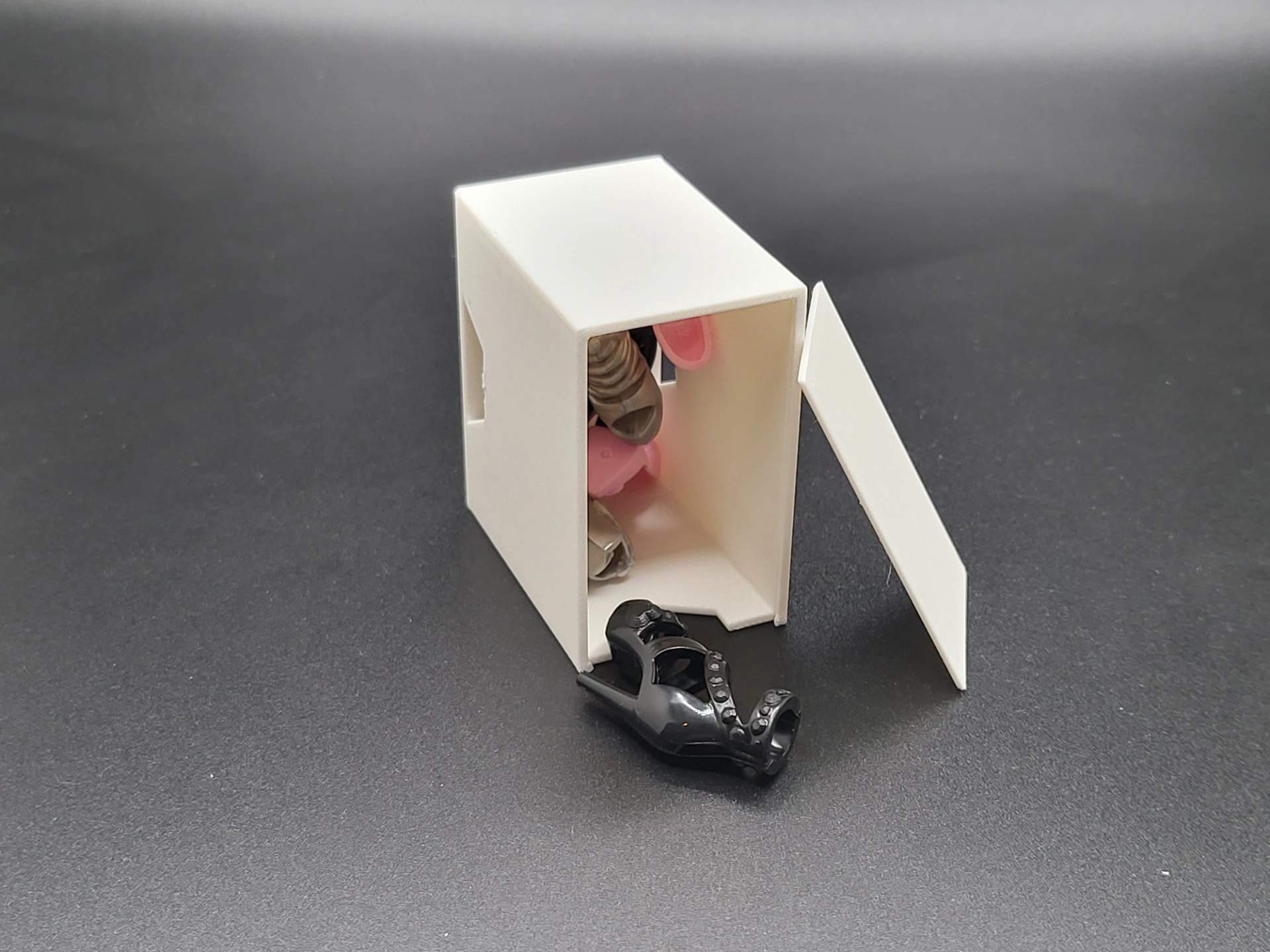 Barbie Shoe Box 来自 Nyg By Design - MakerWorld
