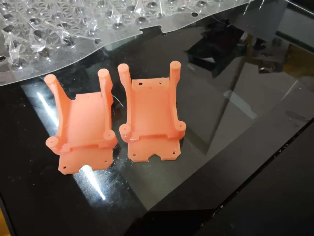 怪BEE25 V2 来自 H.Wang MakerWorld：免费下载 3D 模型