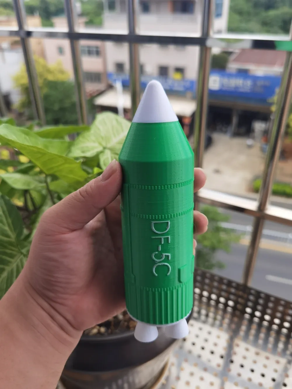 东风5C DF-5C导弹模型 摆件 笔筒 来自 szongr MakerWorld：免费下载 3D 模型