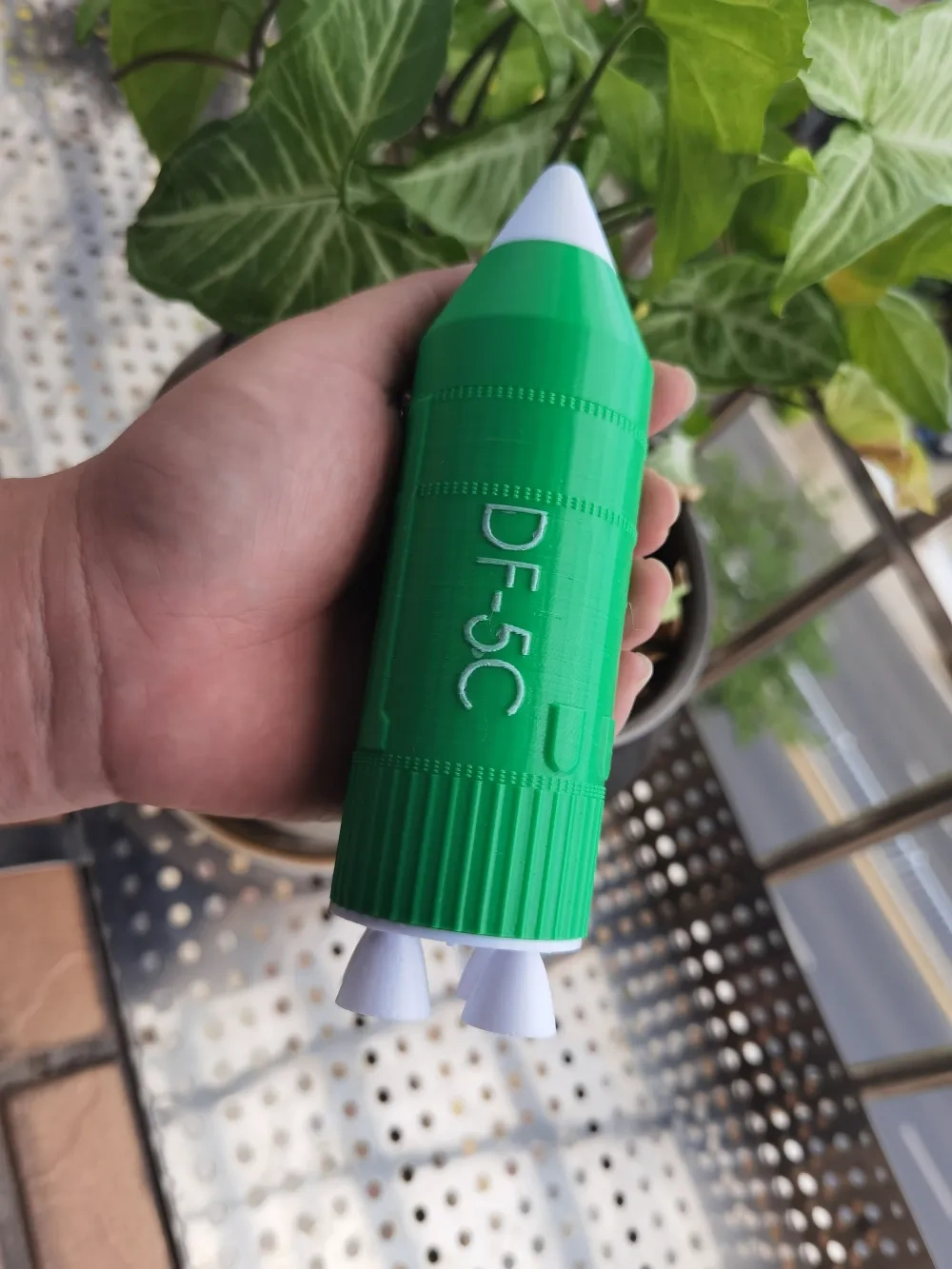 东风5C DF-5C导弹模型 摆件 笔筒 来自 szongr MakerWorld：免费下载 3D 模型