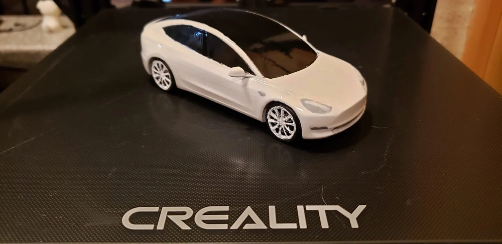 Tesla Model 3 Scale Model 来自 Rice_E - MakerWorld