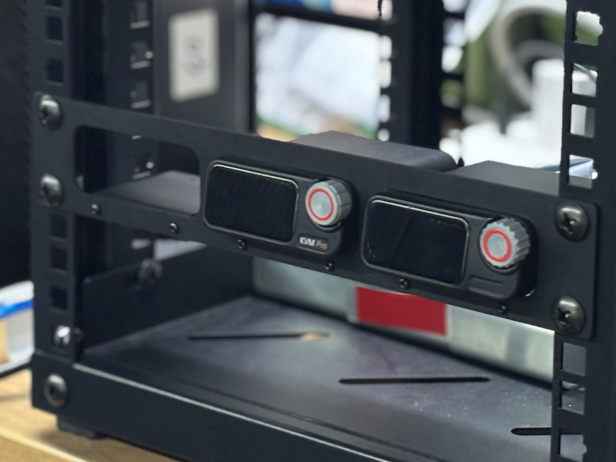 nanokvm pro desk 模型 来自 Sinky MakerWorld：免费下载 3D 模型