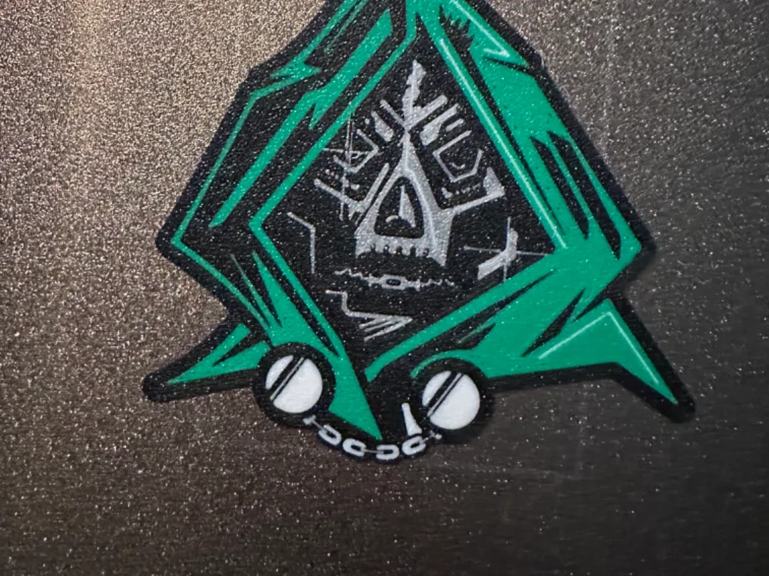 Dr Doom Hood Magnet V4 来自 goldiesvinyl - MakerWorld