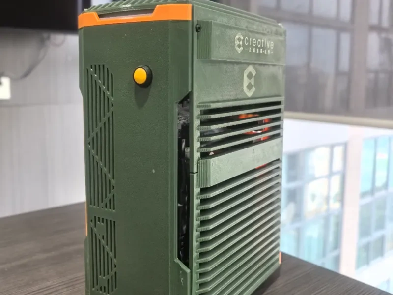 550A-matx机箱-诗莫仟羽 来自 诗莫仟羽 MakerWorld：免费下载 3D 模型