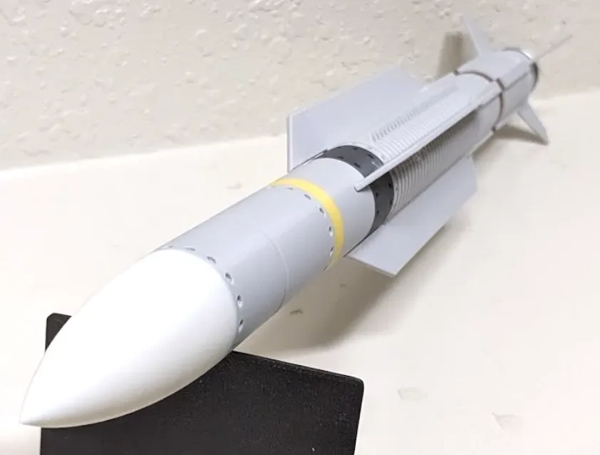 AIM-174B型远程空对空导弹 来自 Rexi Labs - MakerWorld