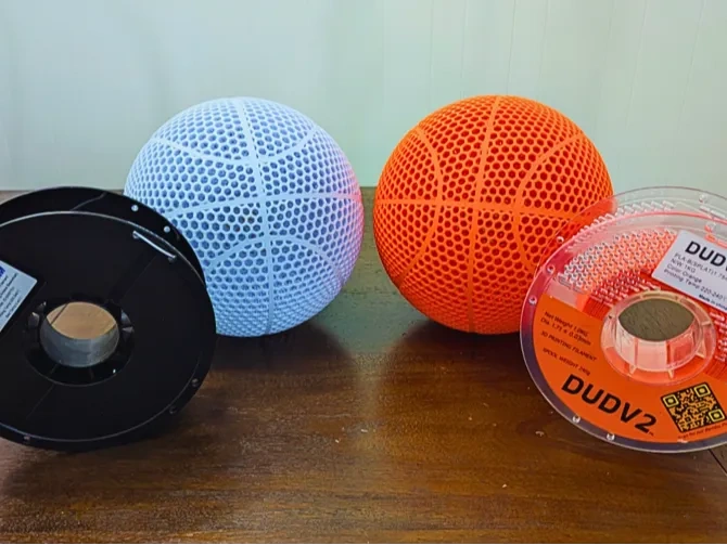 无气篮球 - 双层网格 - Wis/DudV2 来自 makeitlabchannelMakerWorld：免费下载 3D 模型