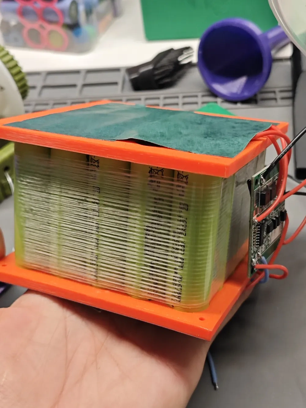 T12移动焊台 成本34（不含电池） 来自 鱼头DIY MakerWorld：免费下载 3D 模型