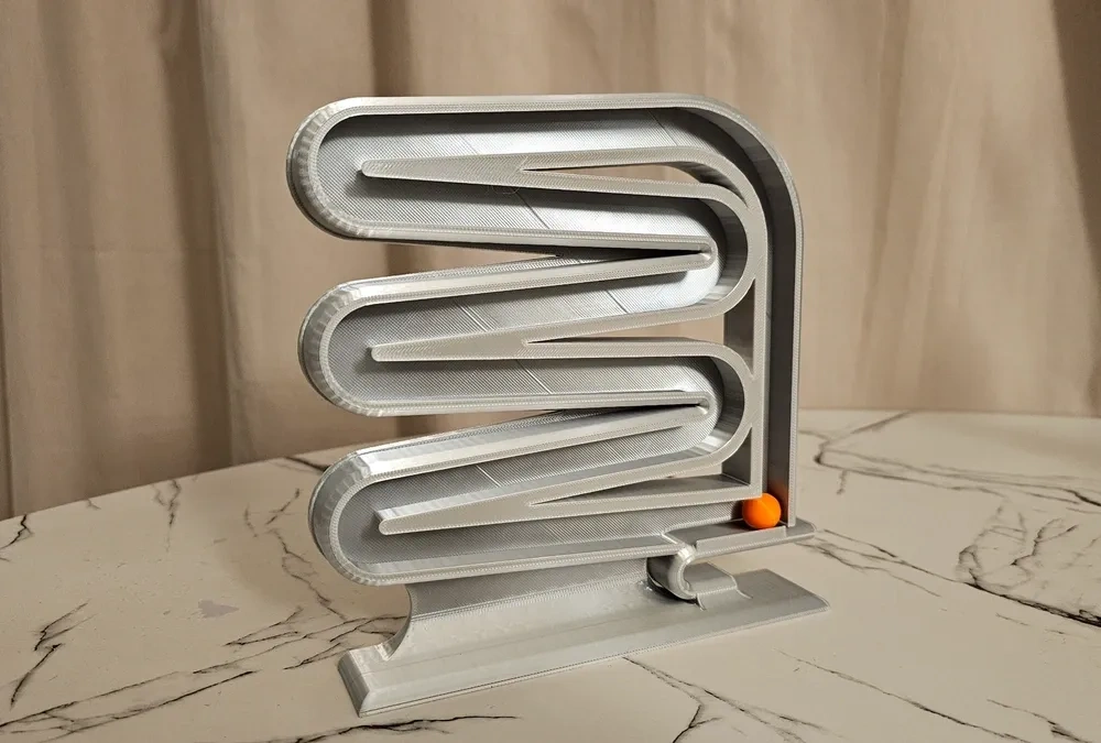 一体打印 - 光滑弹珠跑道 - 解压玩具！ 来自 Binrux3D MakerWorld：免费下载 3D 模型