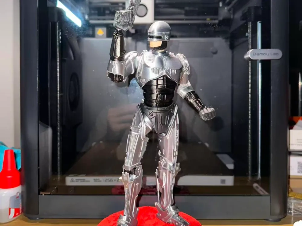 机械战警 Robocop 来自 Eric MakerWorld：免费下载 3D 模型