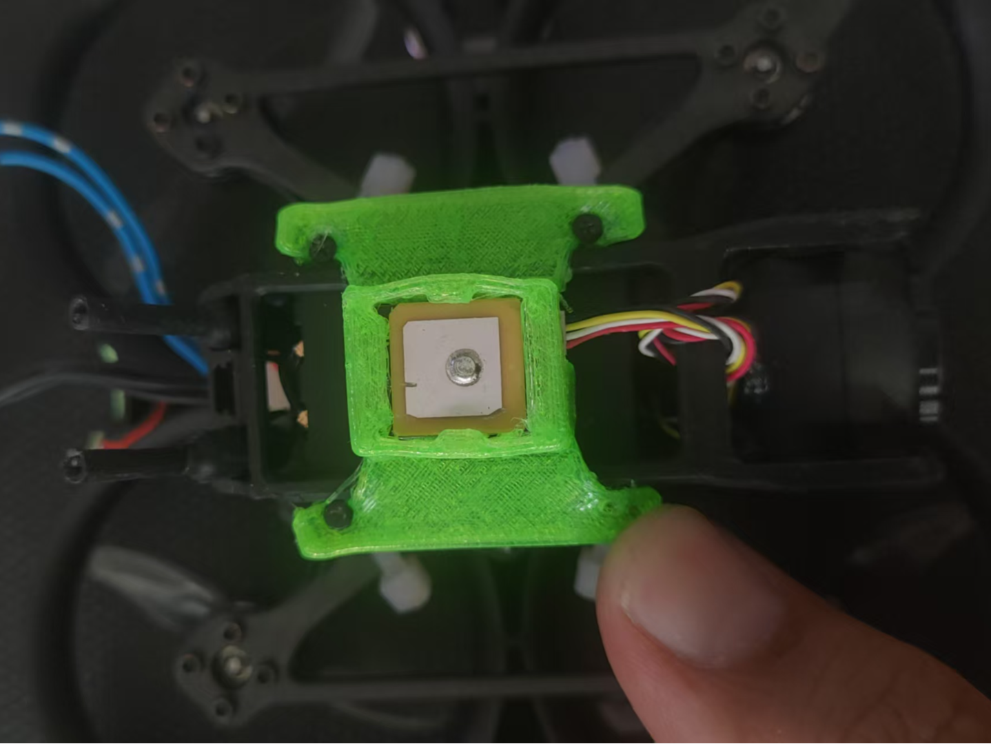 pavo20 pavo20pro bz121 gps 底座 保护套 来自 Digital 3D MakerWorld：免费下载 3D 模型