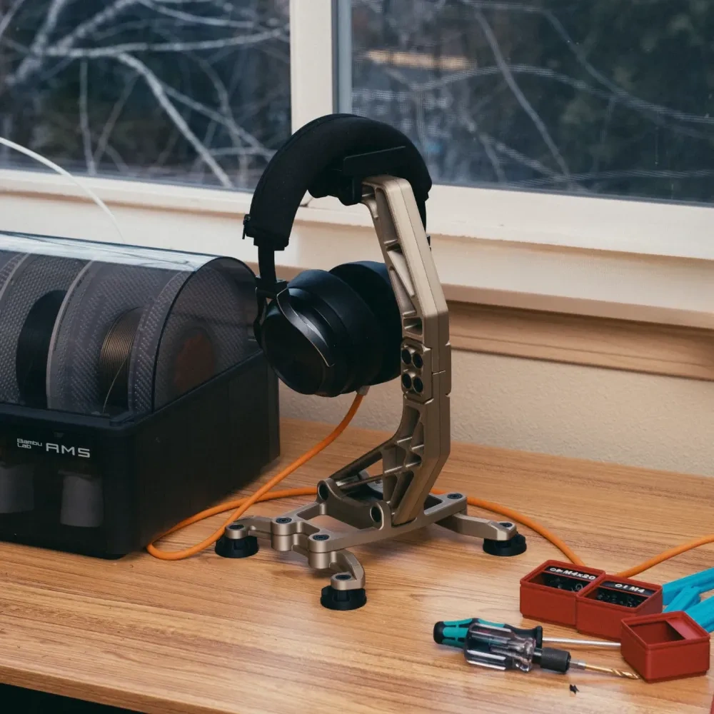 耳机支架 - 工业风 - 免费 3D 打印模型 - MakerWorld