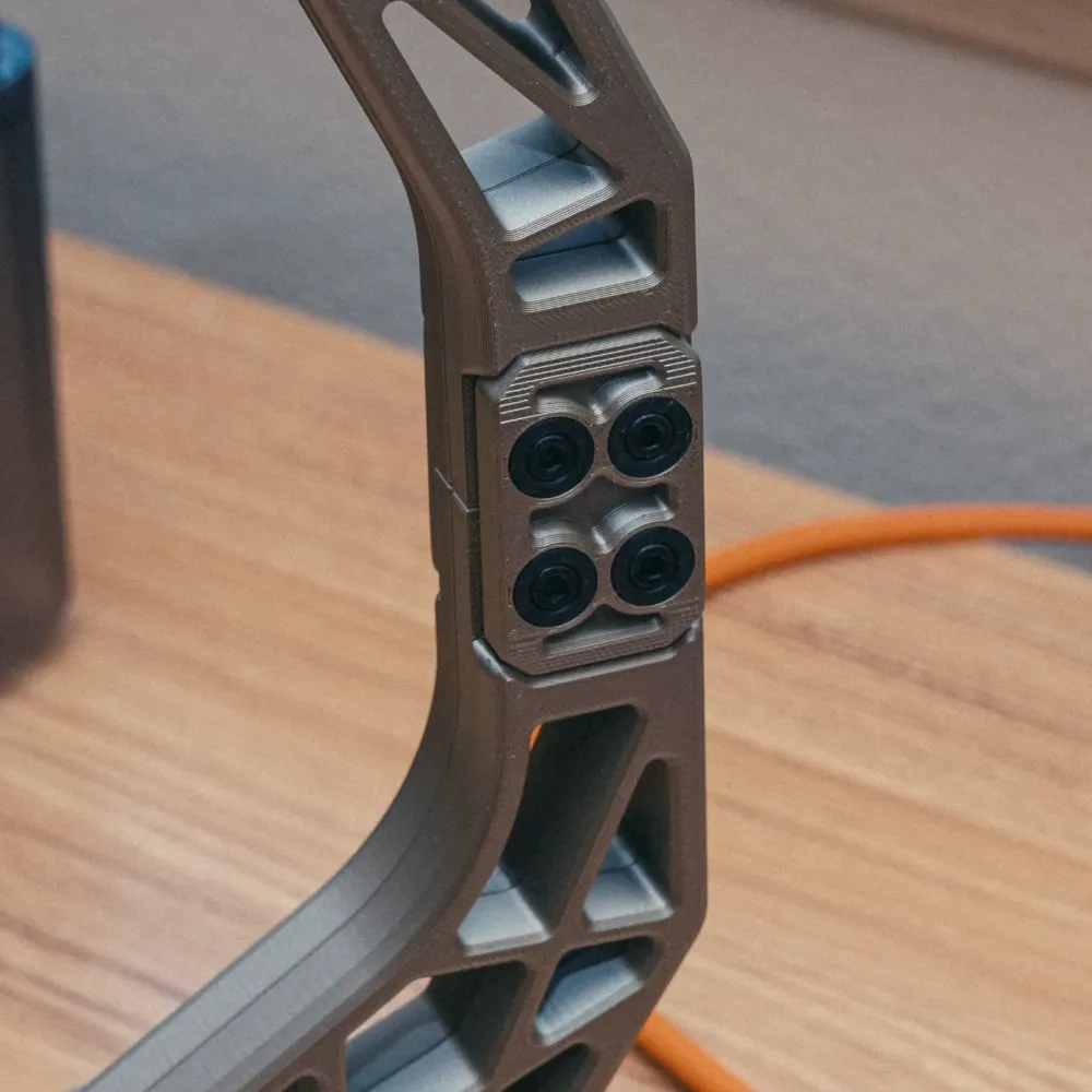 耳机支架 - 工业风 - 免费 3D 打印模型 - MakerWorld