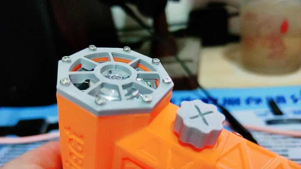 21700暴力风扇-分体外壳版本 二次创作 - 来自 鲁大师 MakerWorld：免费下载 3D 模型