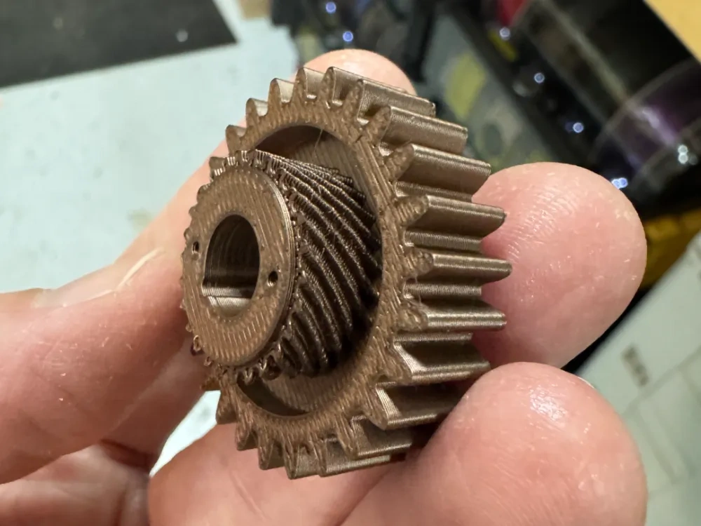 Arc Raiders 传奇生锈齿轮 来自 Vustadumas MakerWorld：免费下载 3D 模型