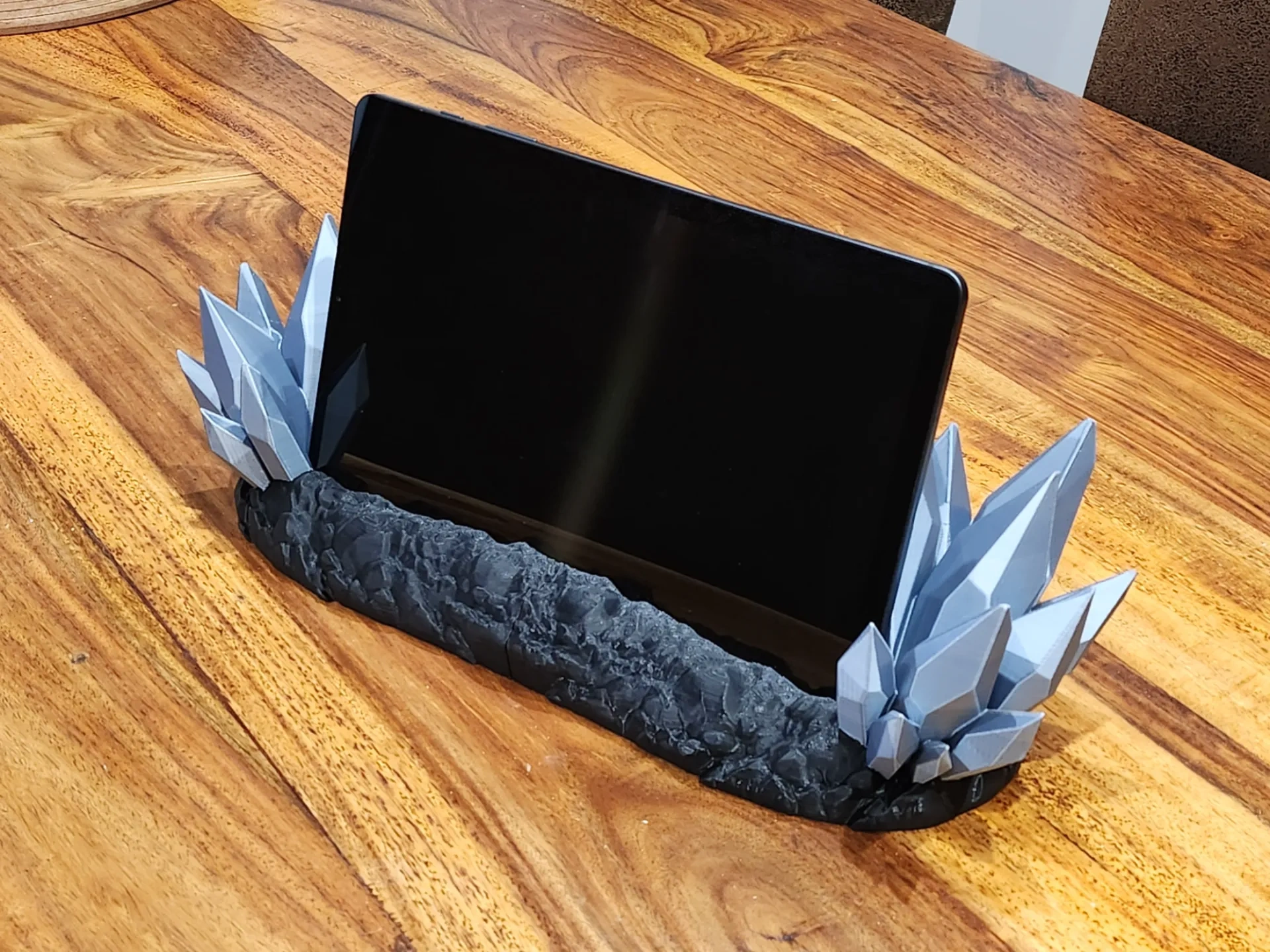Crystal tablet holder 来自 uni3Dworld - MakerWorld