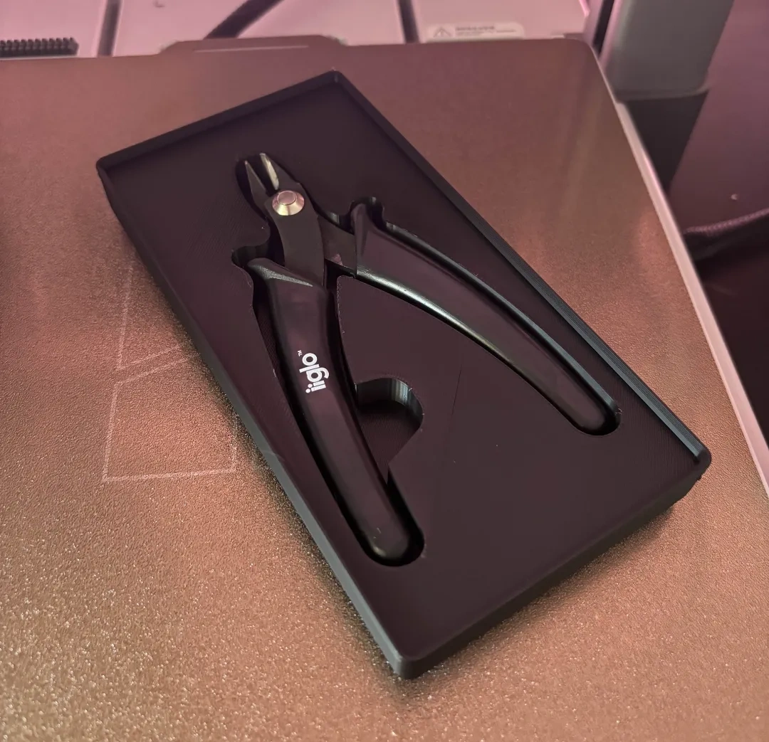 Gridfinity 边剪刀 2x4x2.5 来自 Multi - MakerWorld