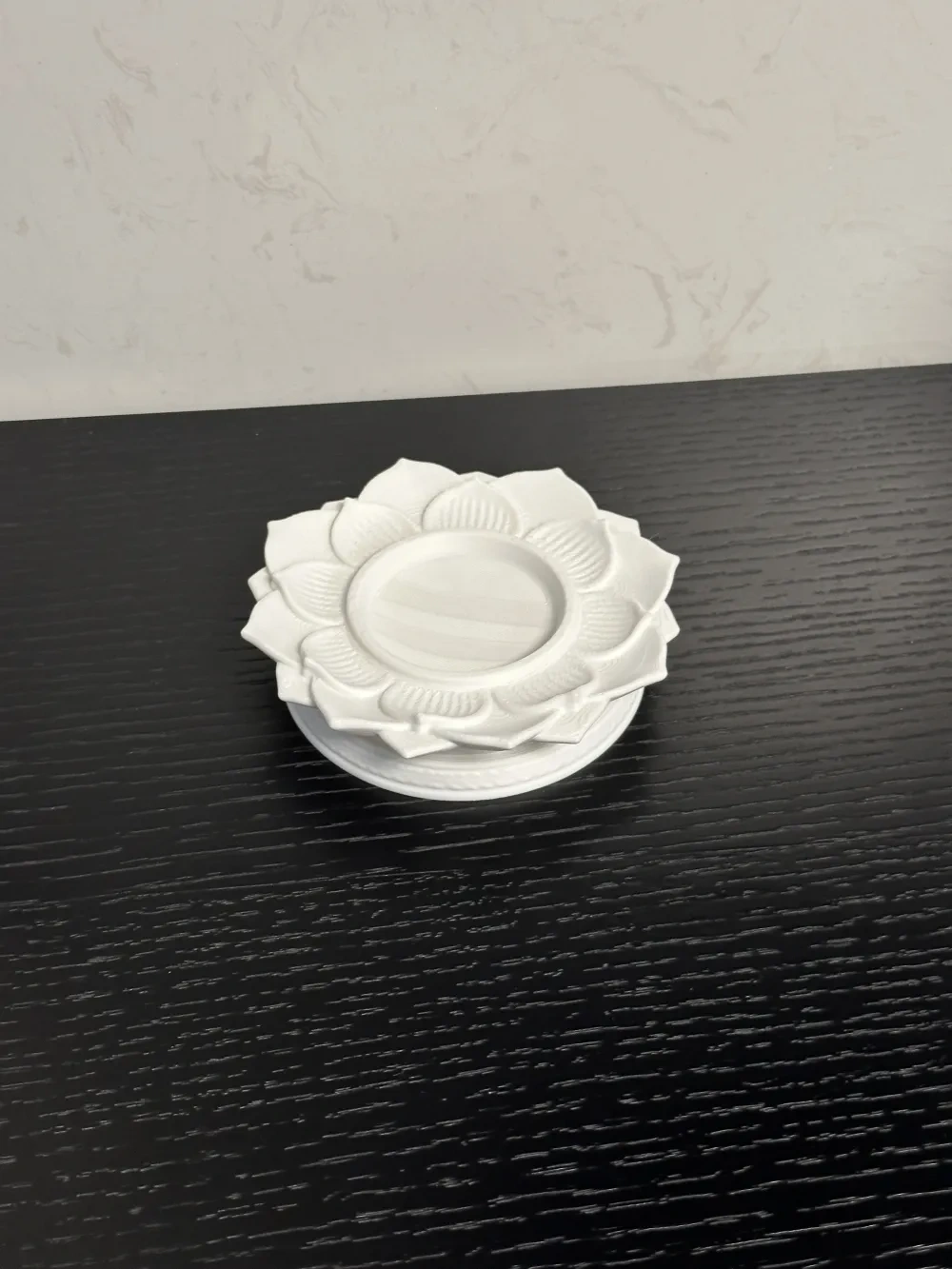 莲花多肉底座 - 免费 3D 打印模型 - MakerWorld