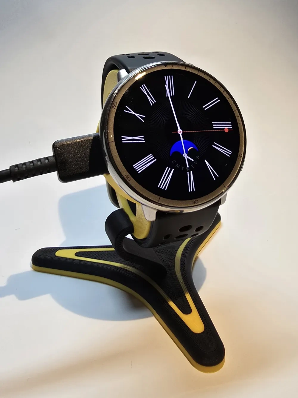 Amazfit Active 2 三脚架条纹充电支架 - 免费 3D 打印模型 - MakerWorld