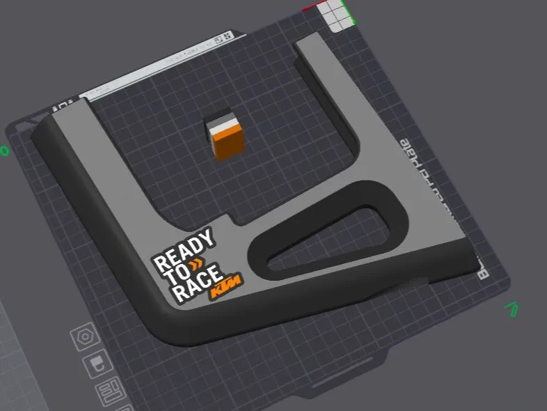 头盔/夹克壁挂 KTM 二次创作 - 来自 TenaciousTXCreations - MakerWorld