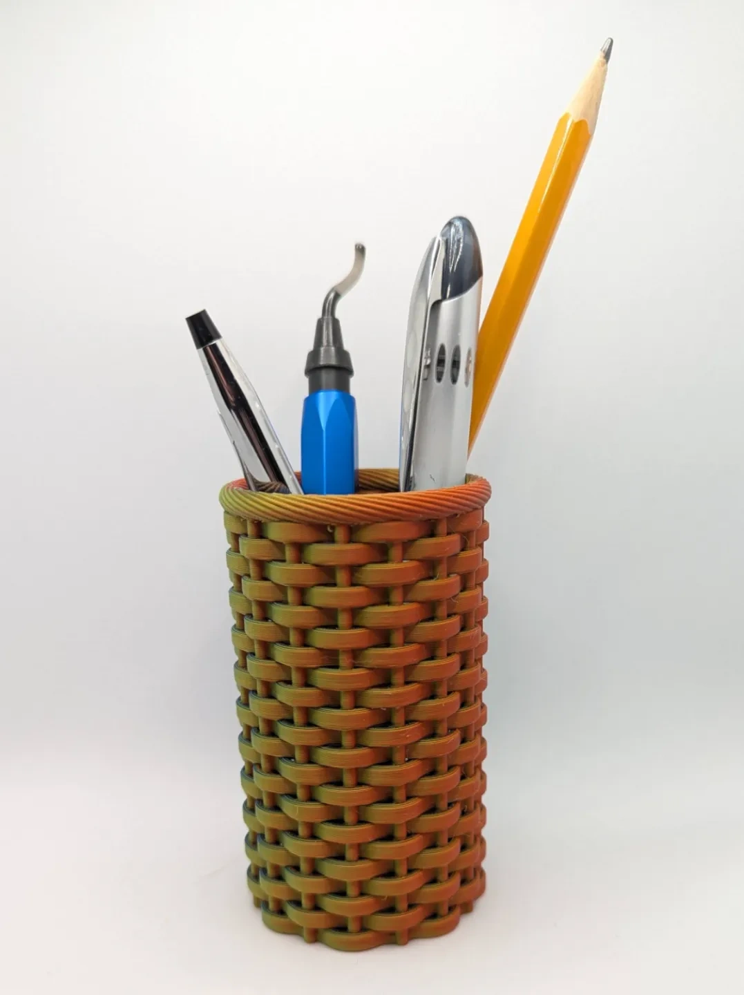 Woven Pen / Pencil Pot 来自 Bazzlington - MakerWorld