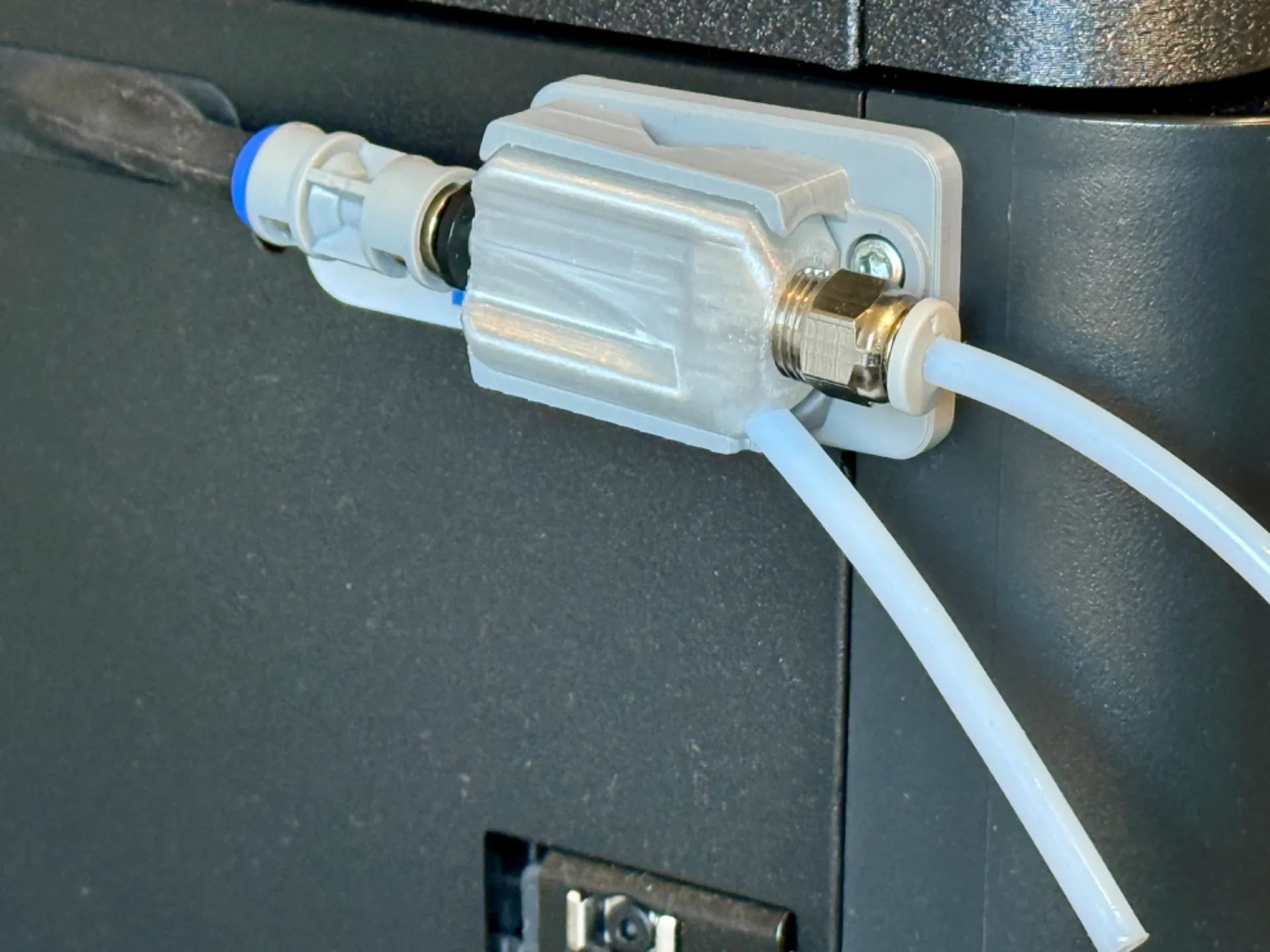 Bambu P1S和X1C双耗材分线器 来自 Stuart Wyre - MakerWorld