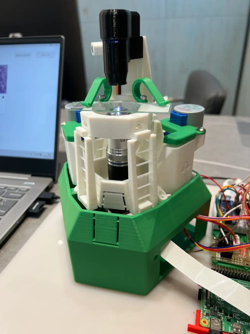 OpenFlexure 开源高分辨率电动显微镜V7 (自动对焦版) 二次创作 - 来自 leal_zhao MakerWorld：免费下载 3D 模型