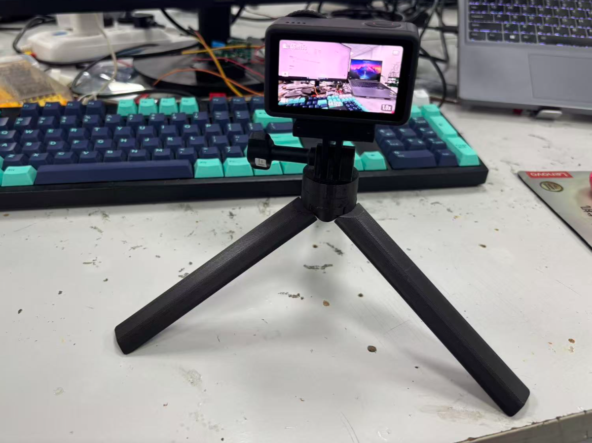 Action 5pro 手持支架 - 免费 3D 打印模型 - MakerWorld