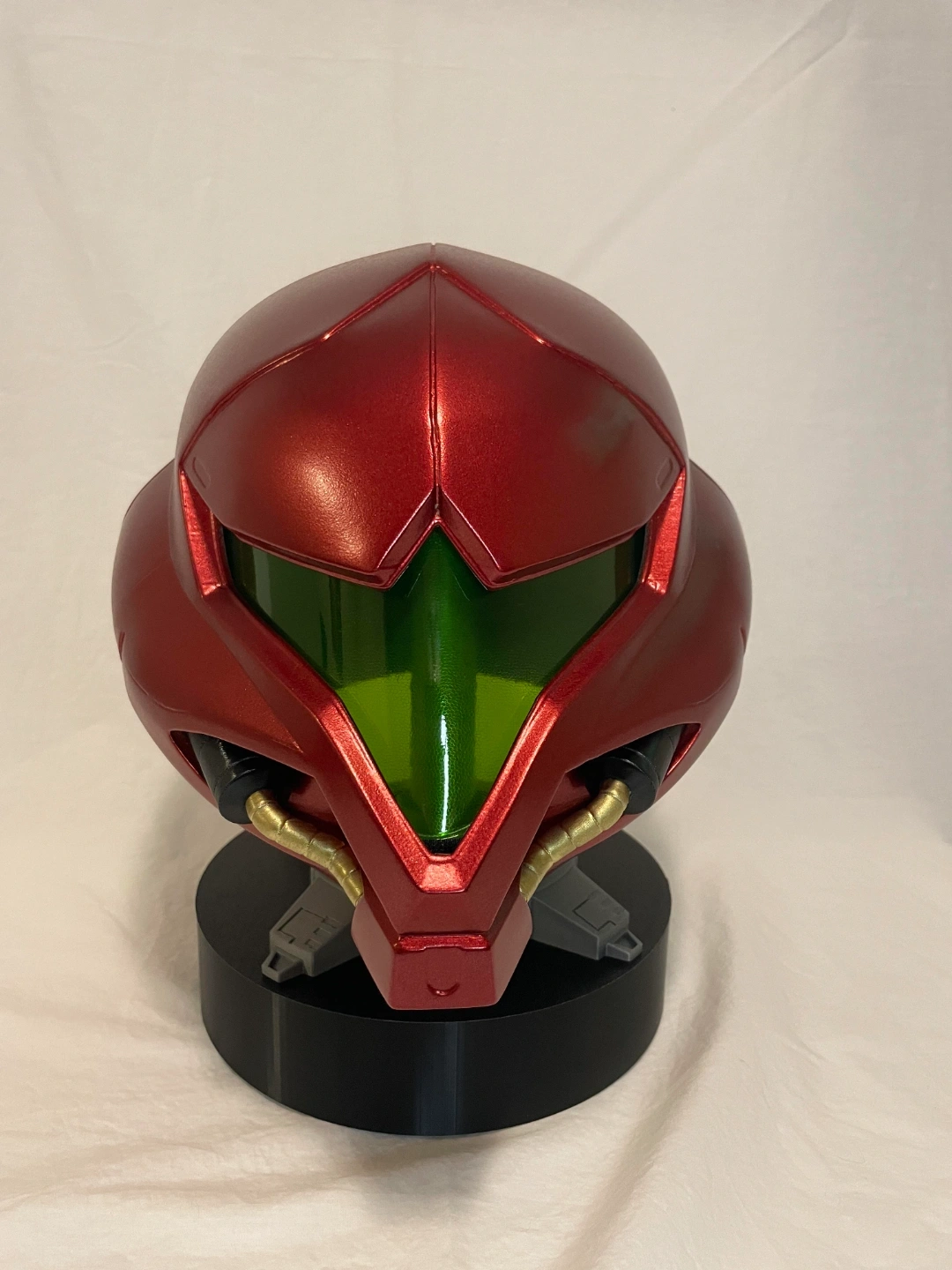 Metroid Helmet Stand 来自 Triple B 3D - MakerWorld