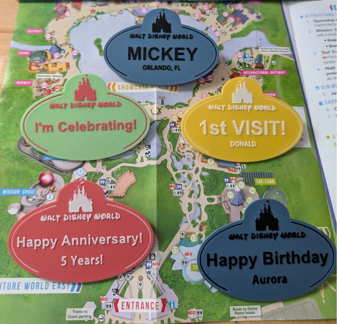 Custom - Disney name tag & celebration "pins" 来自 dw2364 - MakerWorld