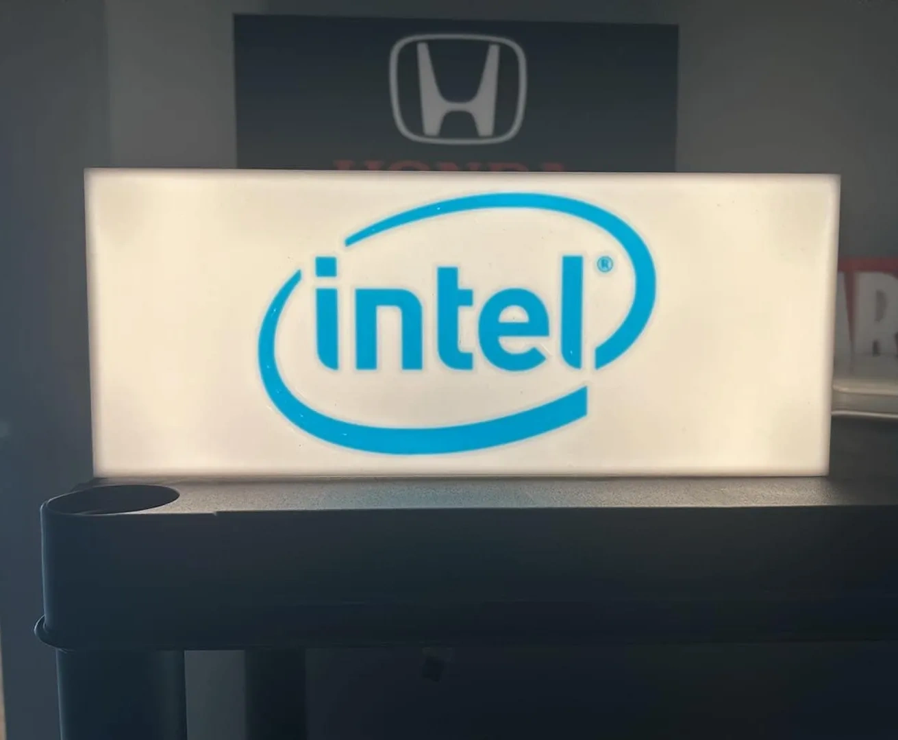 Intel led box 来自 univers 3D - MakerWorld