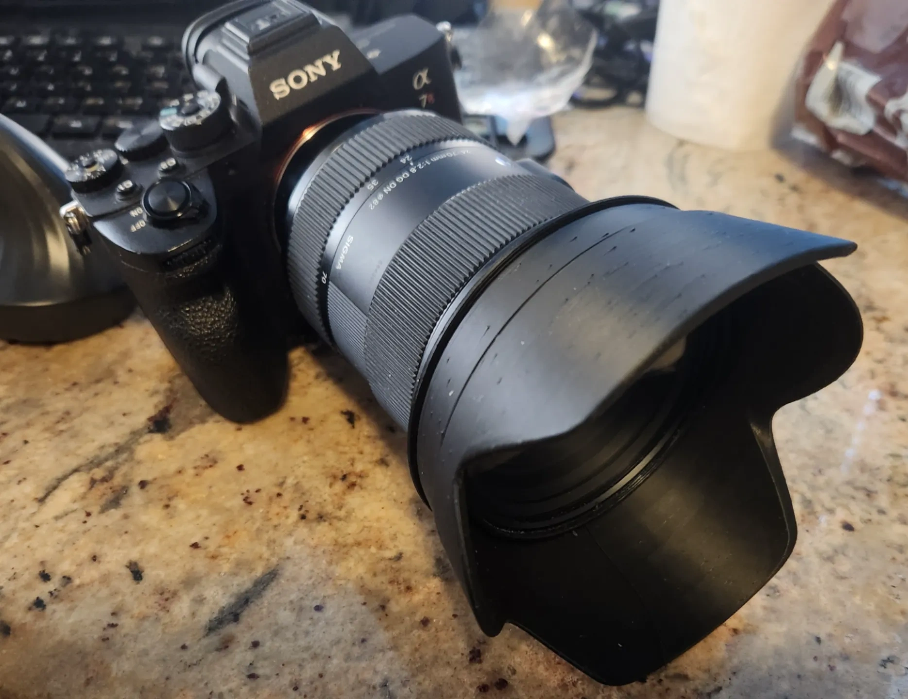 Lens hood 24-70, 82mm dia 来自 Robert ONeill MakerWorld：免费下载 3D 模型