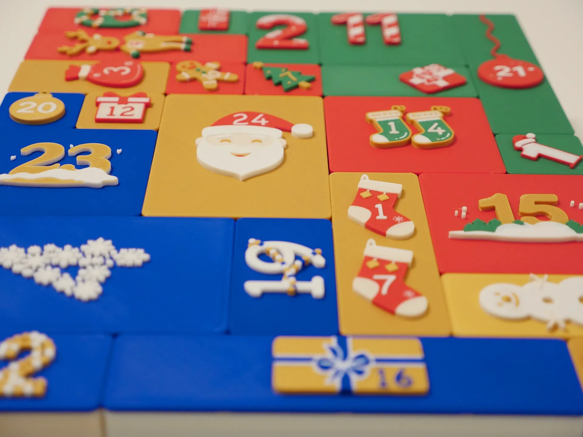 圣诞日历 - 兼容Gridfinity 来自 kaleen - MakerWorld