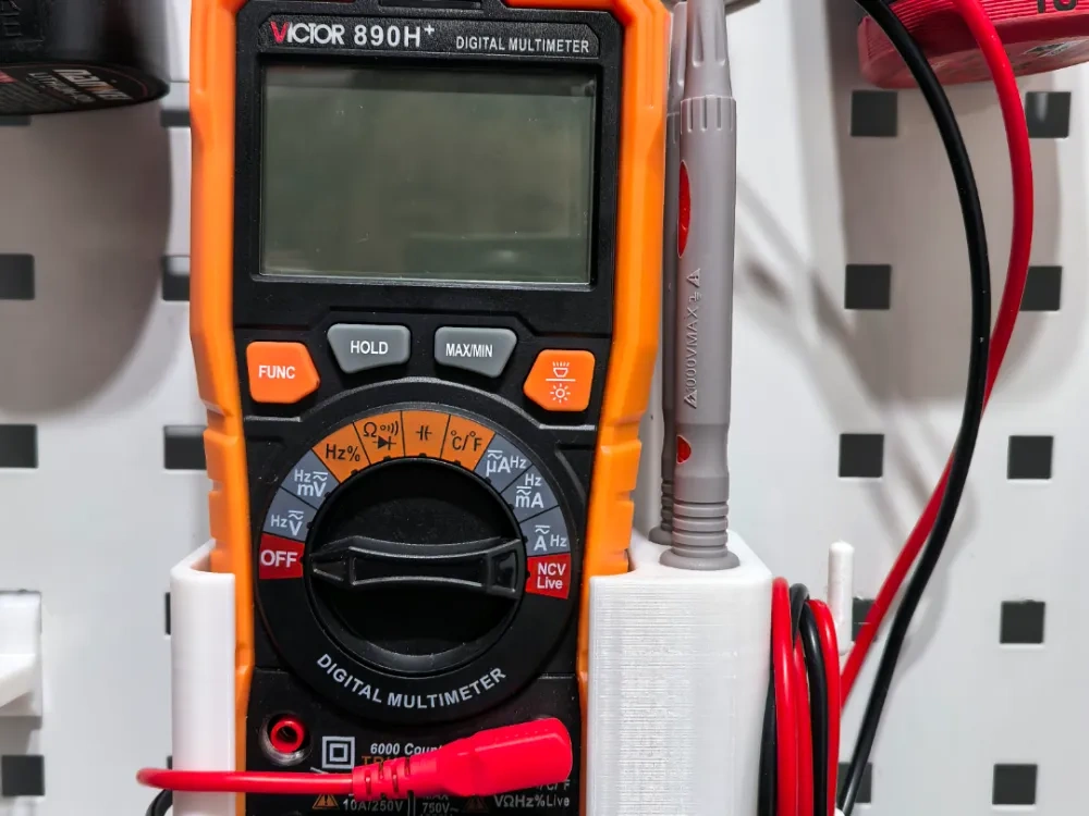 胜利890万用表方洞板收纳 来自 隔壁的老王 MakerWorld：免费下载 3D 模型