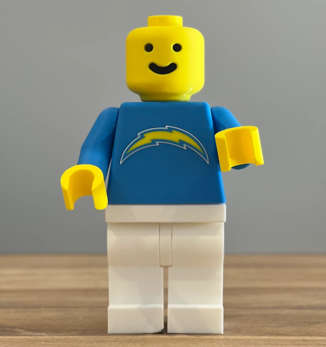 NFL Brick Man - Los Angeles Chargers (500%) 来自 Jandaa - MakerWorld