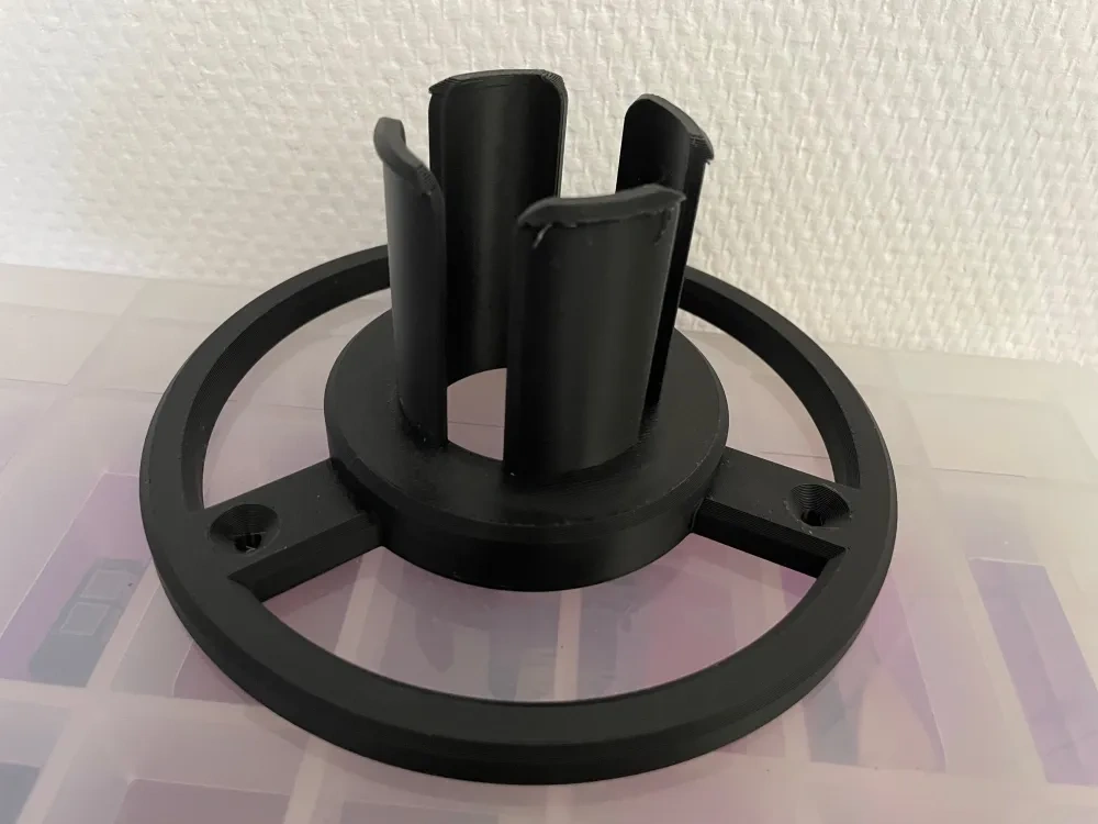 eSUN 料盘壁挂架：升级改造的轴 - 免费 3D 打印模型 - MakerWorld