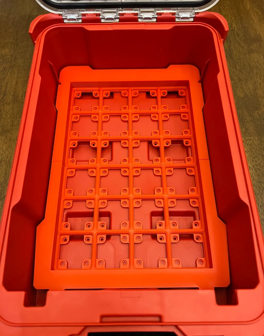 Milwaukee PackOut x GridFinity Insert V1 来自 Jack_AllTrades - MakerWorld