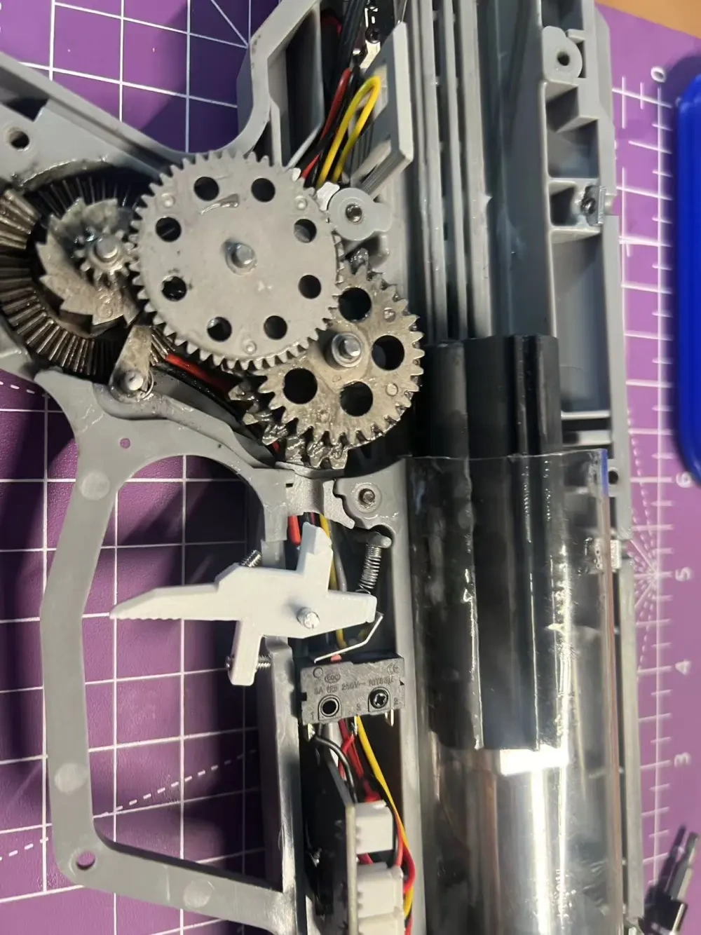 逆鳞T0发射器可调开关 - 免费 3D 打印模型 - MakerWorld