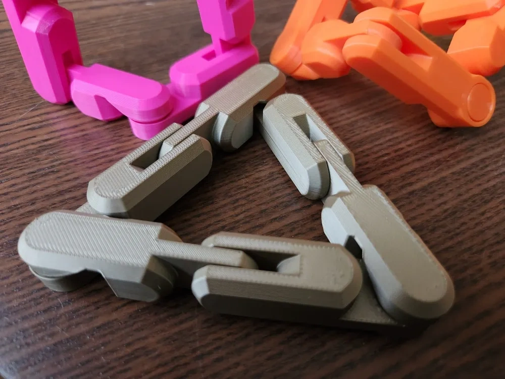 Infinity Flip Fidget - 免费 3D 打印模型 - MakerWorld