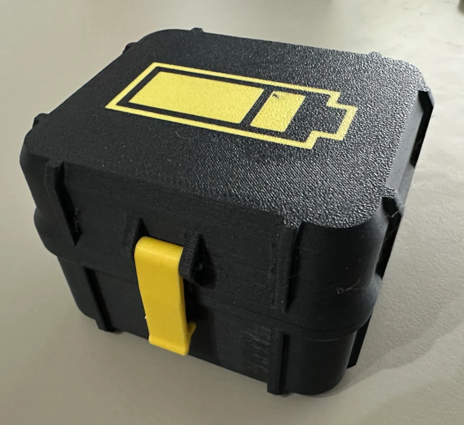 Battery Storage Organizer Box 来自 Qiola Iokasta - MakerWorld