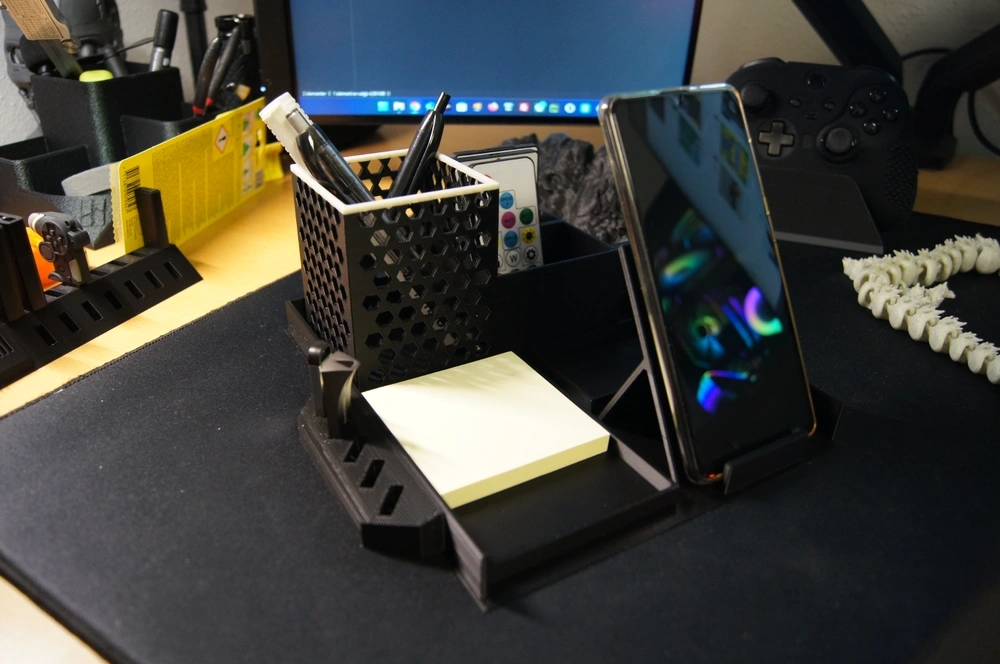 Simple Desktop Organizer 来自 E9-3D - MakerWorld