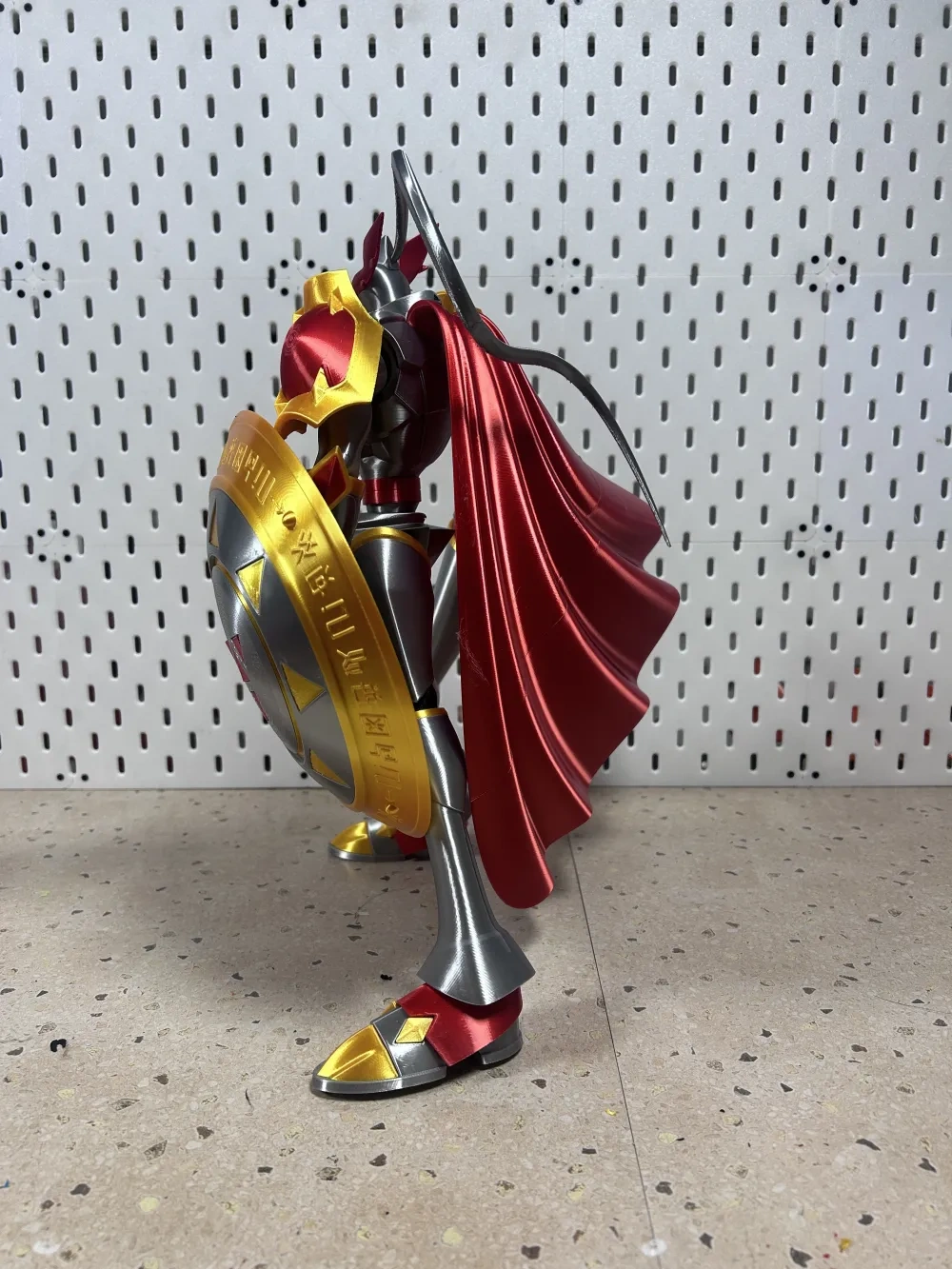 Gallantmon-红莲骑士兽-关节可动 - 免费 3D 打印模型 - MakerWorld