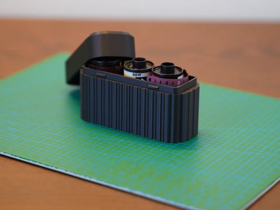 SnapCase 快捷胶片盒 来自 Savvas Panayiotou MakerWorld：免费下载 3D 模型