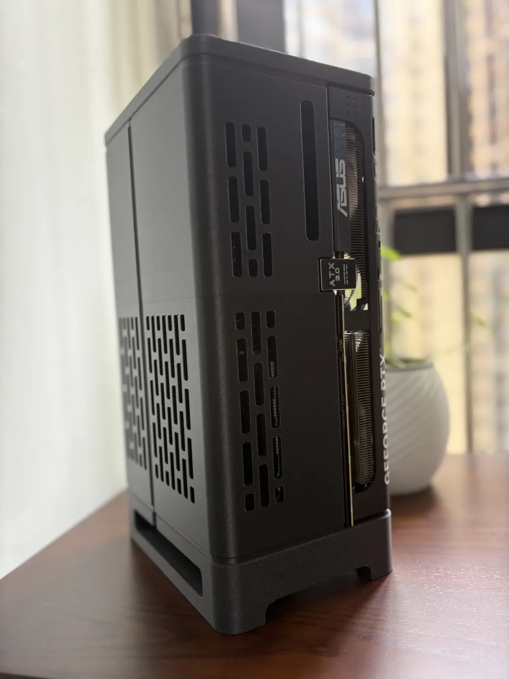 复刻 Xikii FF04 itx 机箱 来自 Qiyun MakerWorld：免费下载 3D 模型