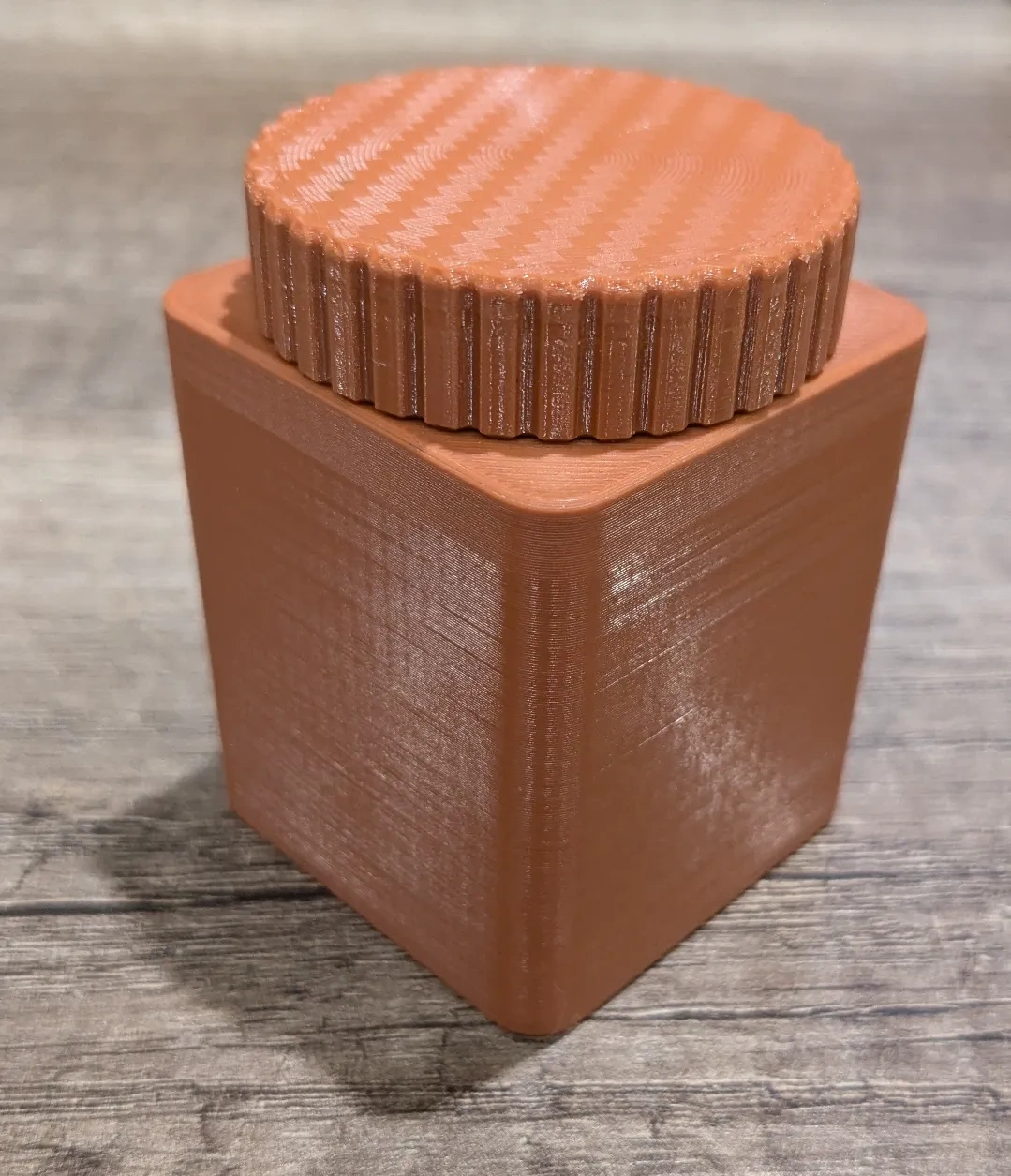 带盖的正方形盒子 来自 Bruzl - MakerWorld